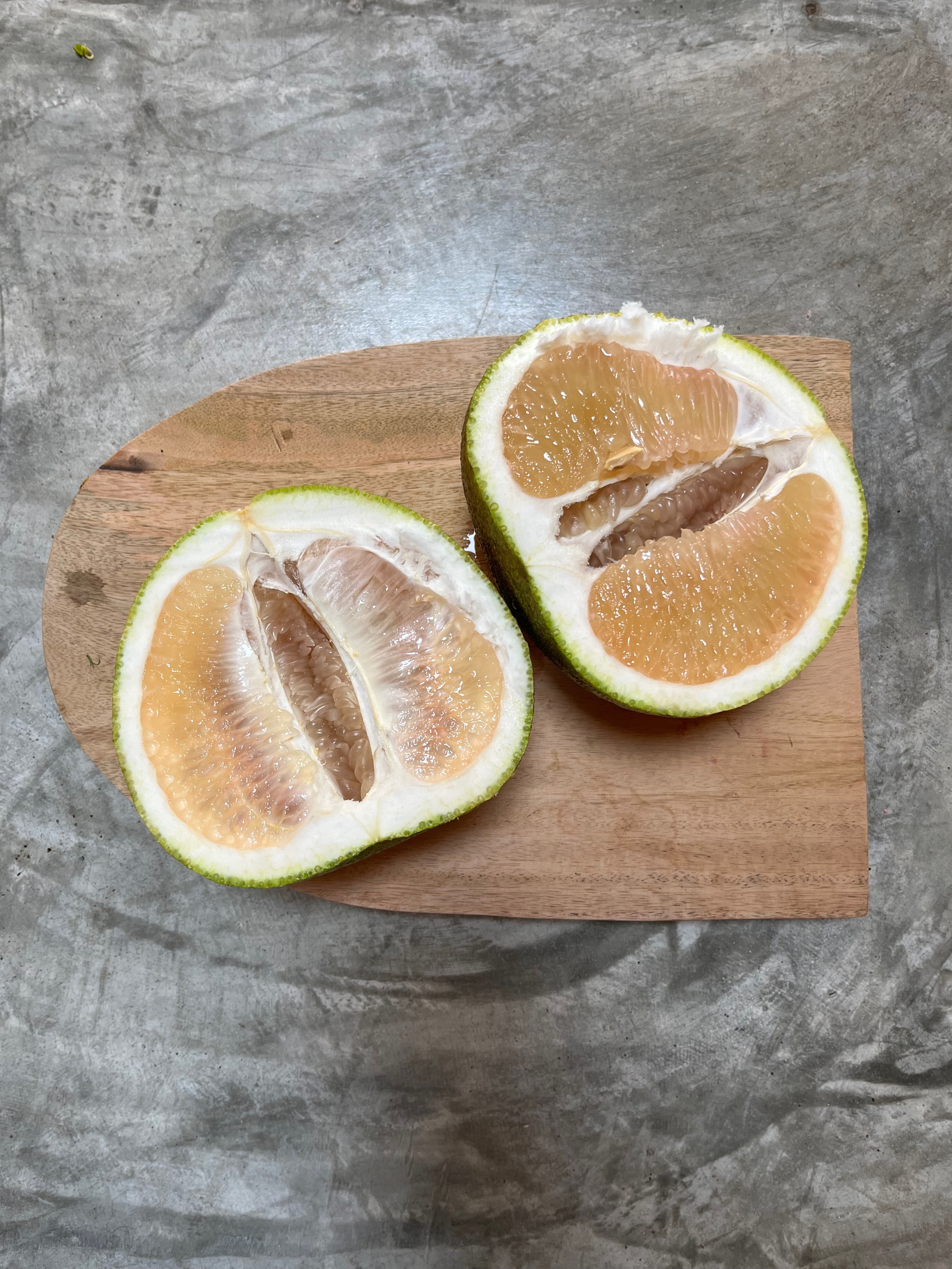 Organic Pomelo - ส้มโอ